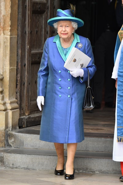 Queen-Elizabeth-colour-blocking-vogue-credit-Getty-Images-7 - 有線寬頻 i-CABLE